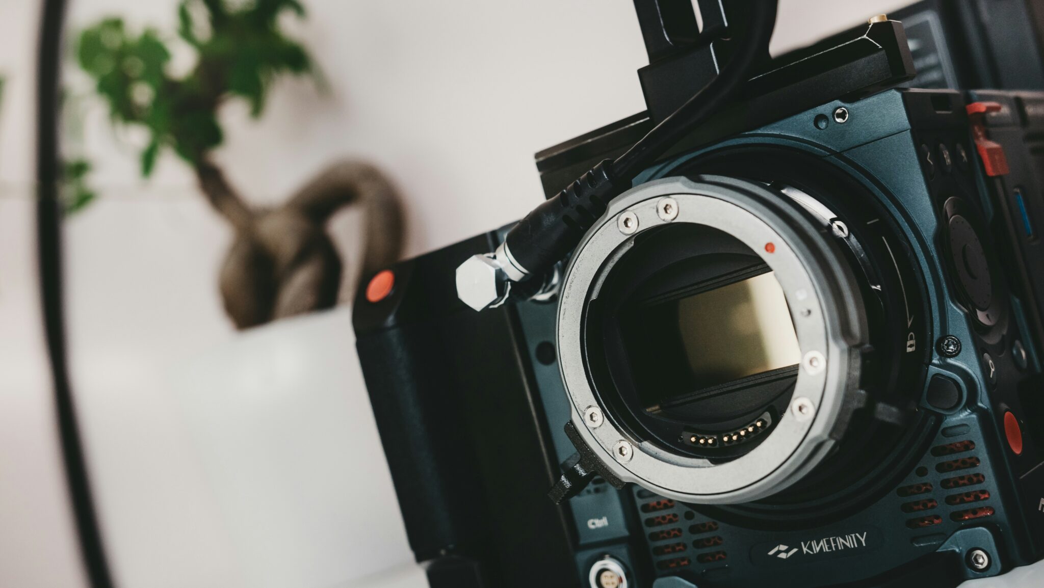 Camera Definition | Parts | Types | Uses of Cameras - austictech.com