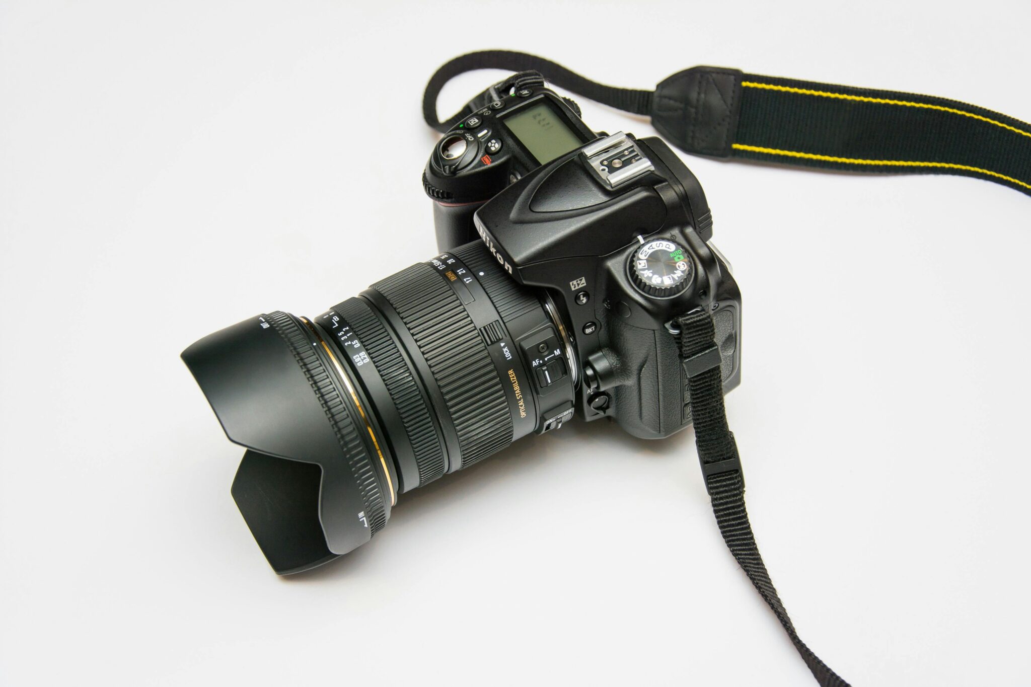 Camera Definition | Parts | Types | Uses of Cameras - austictech.com