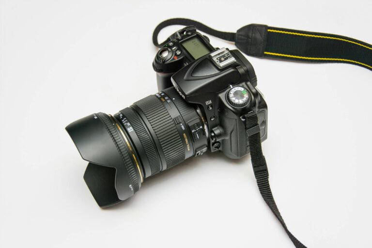 Camera Definition | Parts | Types | Uses of Cameras - austictech.com